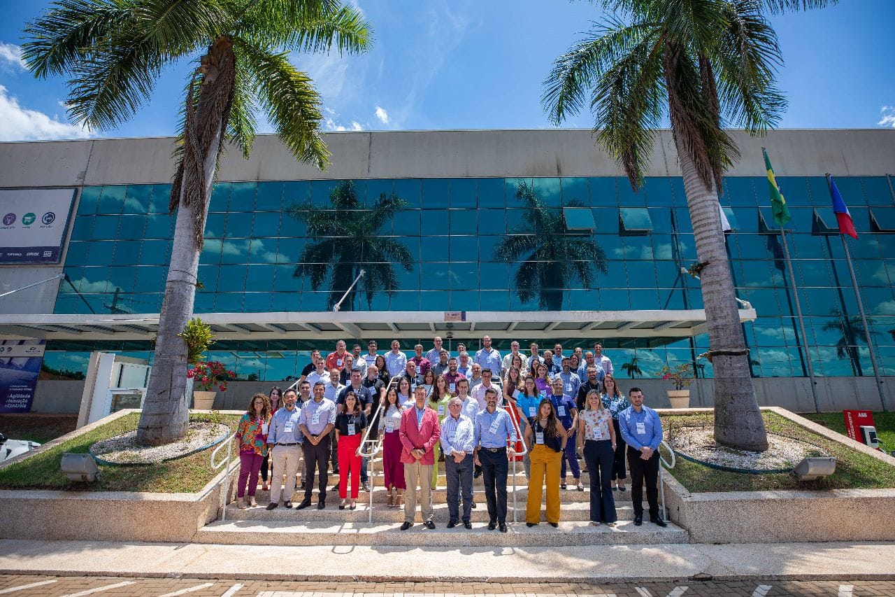 Dimensional, empresa do Grupo Sonepar, anuncia fusão com a Maxel ...
